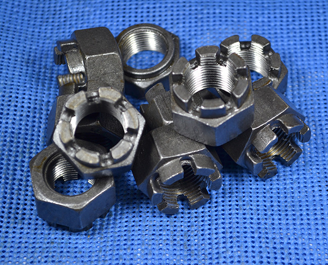 Гайка М12 DIN 935 класса прочности 8.0, цена 7.80 грн — Prom.ua (ID#628012657)