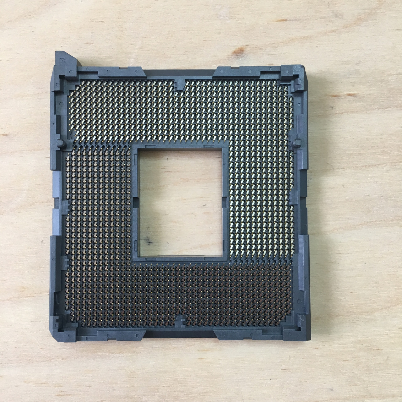 Сокет LGA 1366 с шарами / LGA1366: продажа, цена в Львове. Микросхемы ...