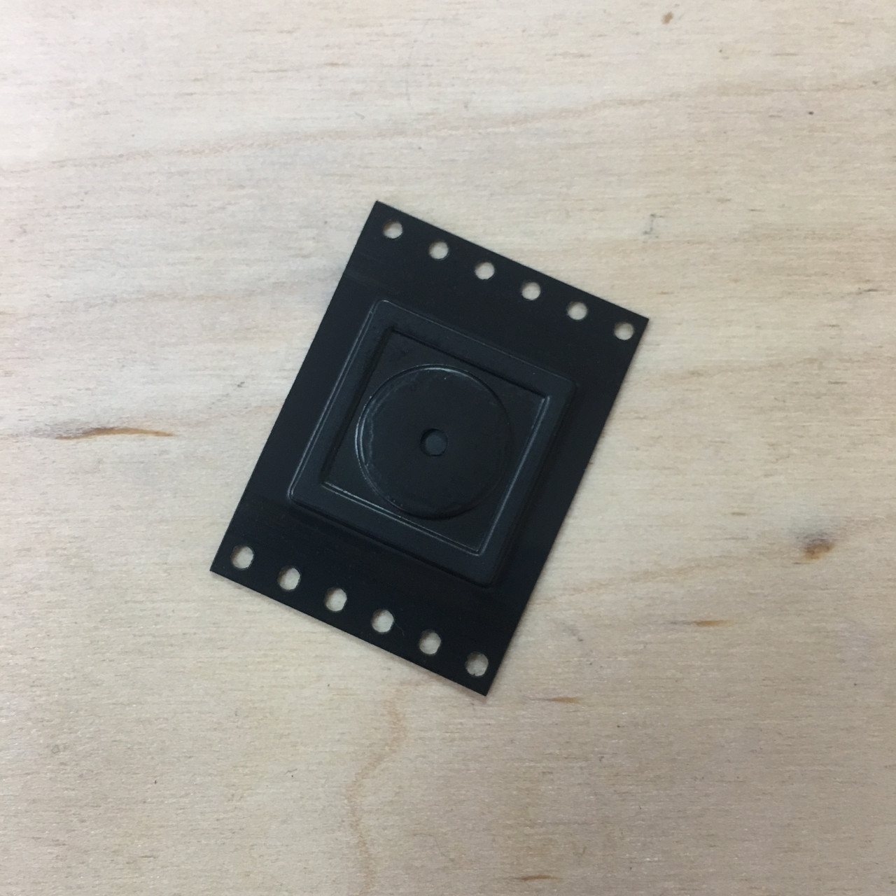 Микросхема IT8502E IXS: продажа, цена в Львове. Микросхемы от "32bits Магазин мікросхем ...