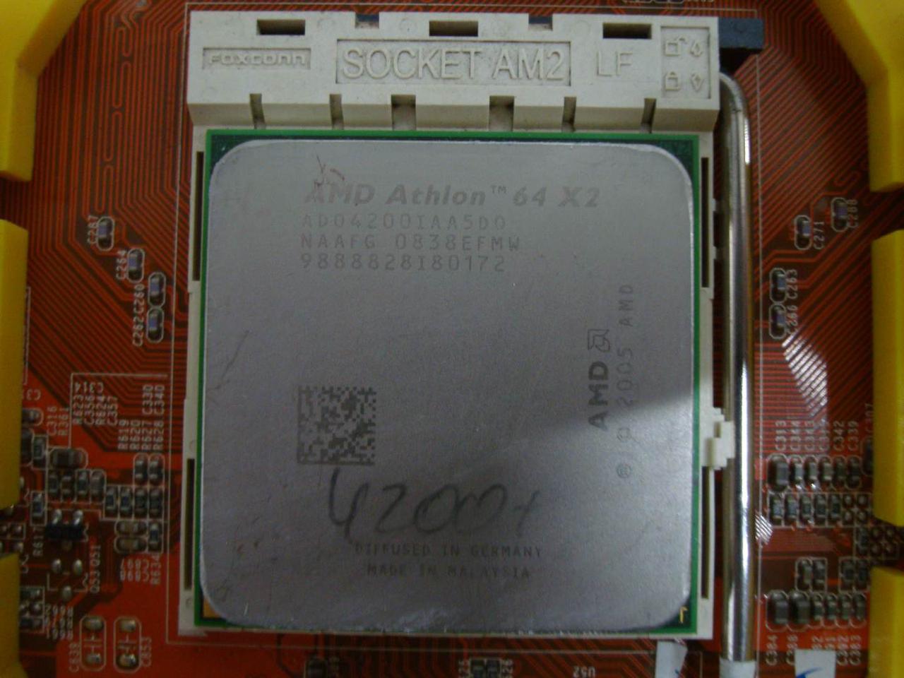 Двухъядерный процессор Athlon 64 X2 4200+ 2.2Ghz AM2. процессоры