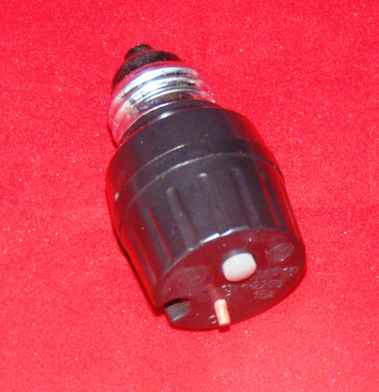 Предохранитель автоматический ПАР 16А (пробка-автомат): продажа, цена в ...