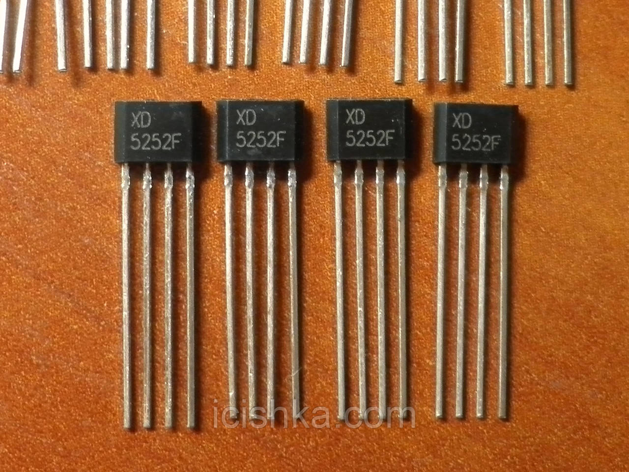 QX5252 / QX5252F TO-94 - Драйвер / контролер фонаря на солнечной ...