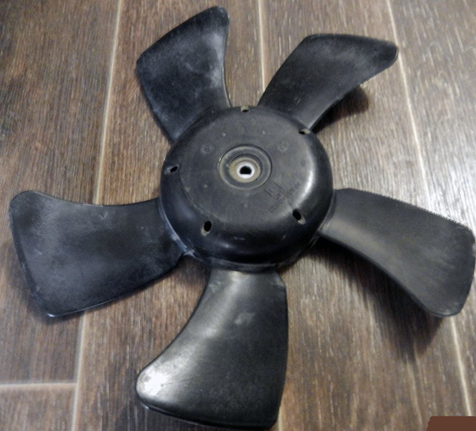 Купить Вентилятор Mitsubishi Outlander 1, MR464708, 2003-2008г.в. левый ...