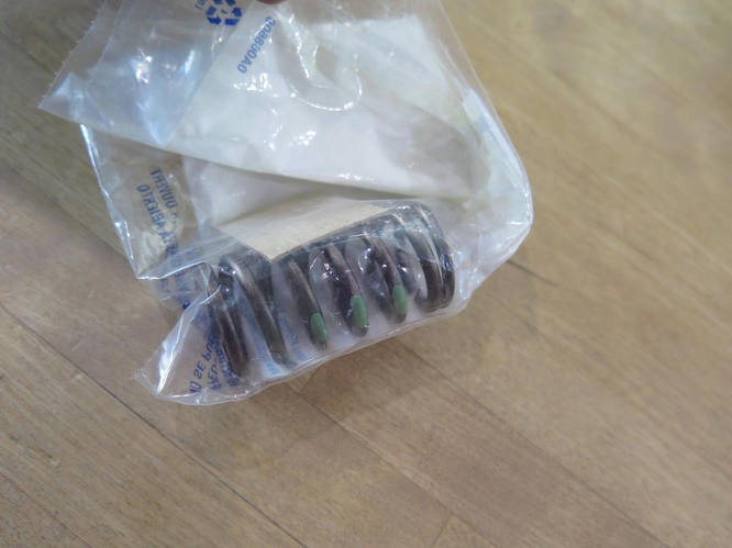 Пружина клапана двигателя GM 55577562 OPEL 1.0 1.2 1.4 & 1.4L Buick ...