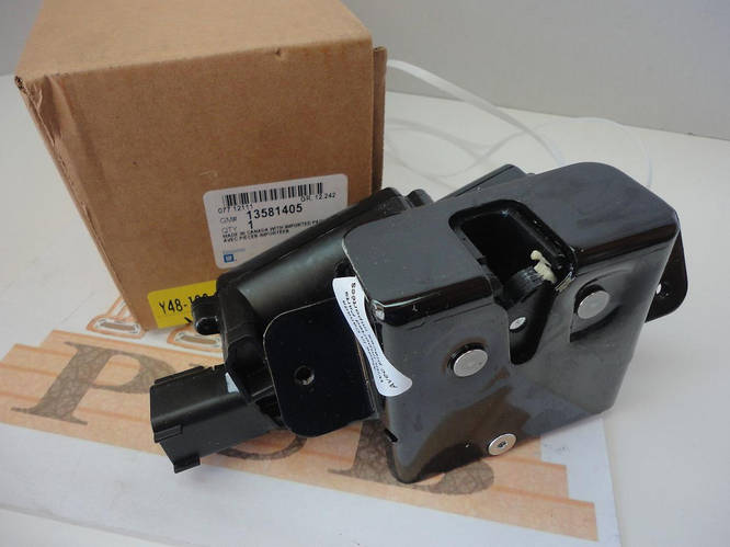 Замок задній відкидний двері GM 84243380 OPEL Insignia & Buick Enclave ...