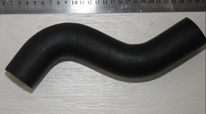 Патрубок радиатора верхний к термостату на Дэу Ланос 1,5 с ...