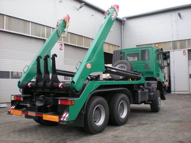 Портальний навантажувач/підйомник CTS-14-T CHARVAT CTS a.s./ Portal ...