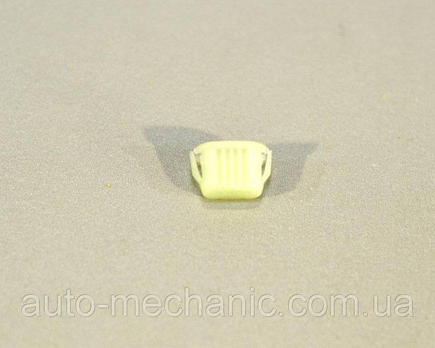 Купить Клипса крепления обшивки внутреней на Renault Master III 2010 ...