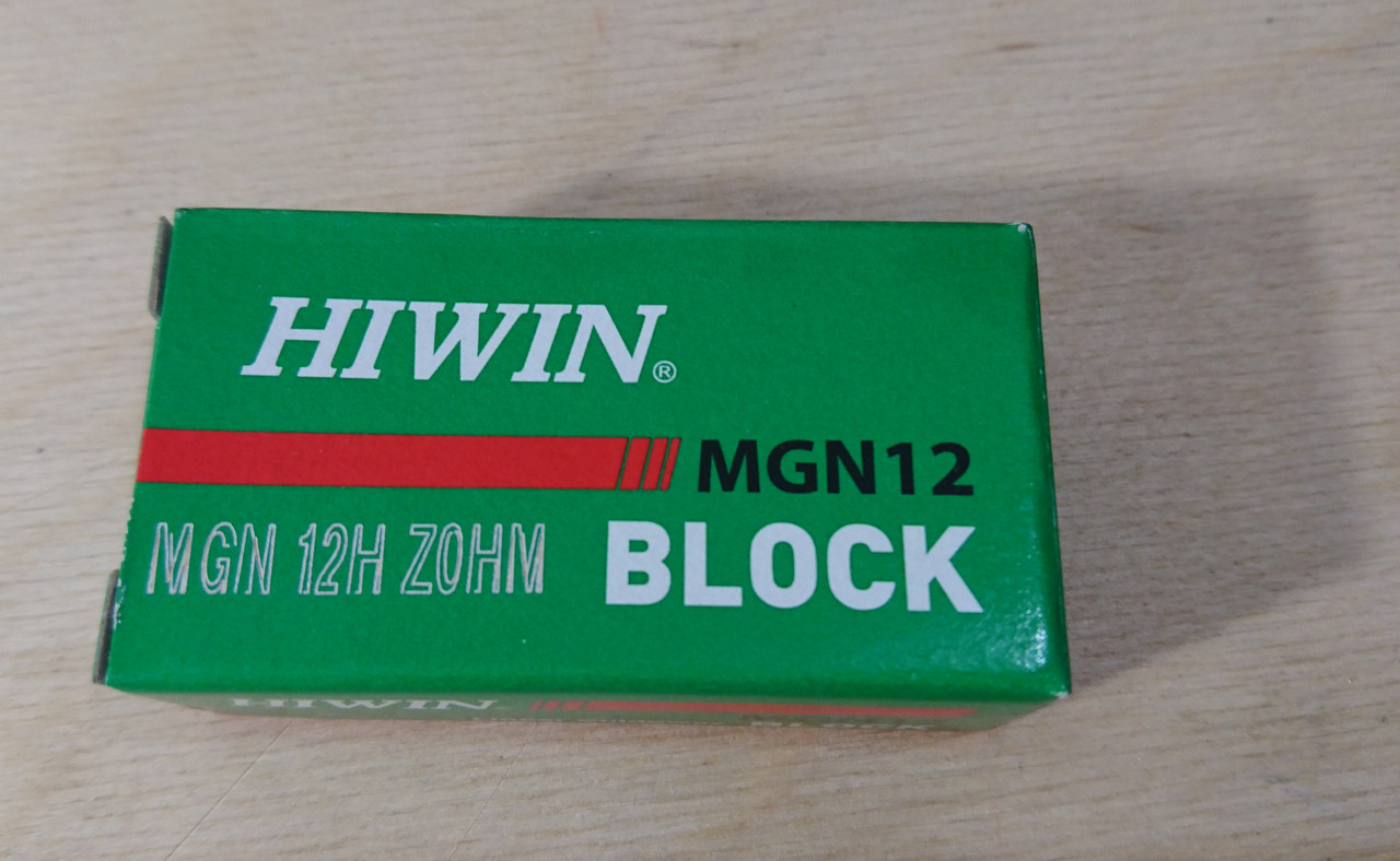 Каретка Hiwin MGN 12H Z0H: продажа, цена в Киеве. Прецизионные детали ...