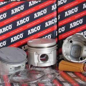 Купити Поршні з кільцями комплект SUBARU EA71 New, ціна 2992.50 грн ...