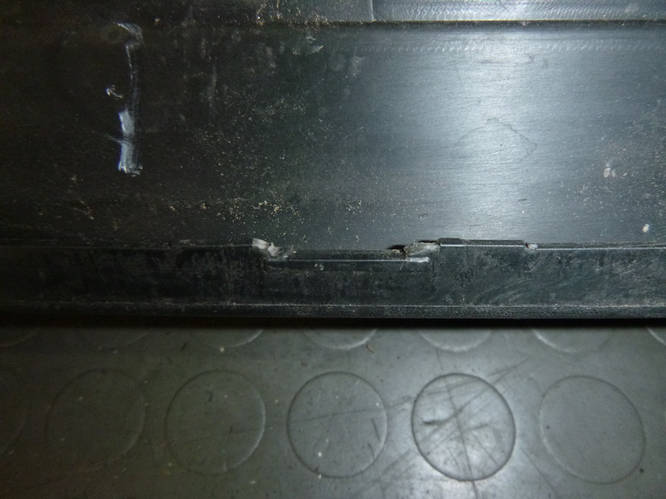 Решетка радиатора Renault SANDERO 2 2013-2016 (Рено Сандеро 2 ...