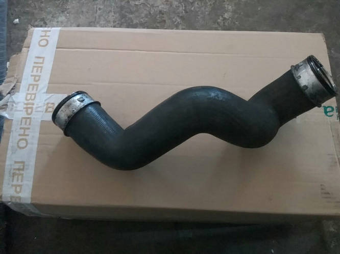 Купить Патрубок интеркуллера Шкода Суперб/пассат б5, цена 731 ₴ — Prom ...