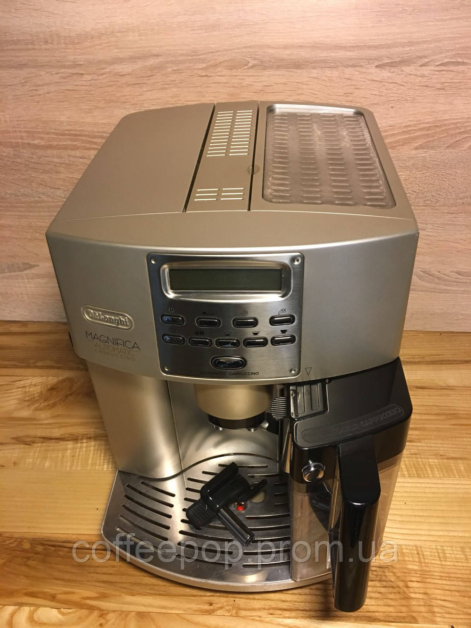 Купити Кавова машина б/у DeLonghi ESAM 3500 S Magnifica Automatic ...