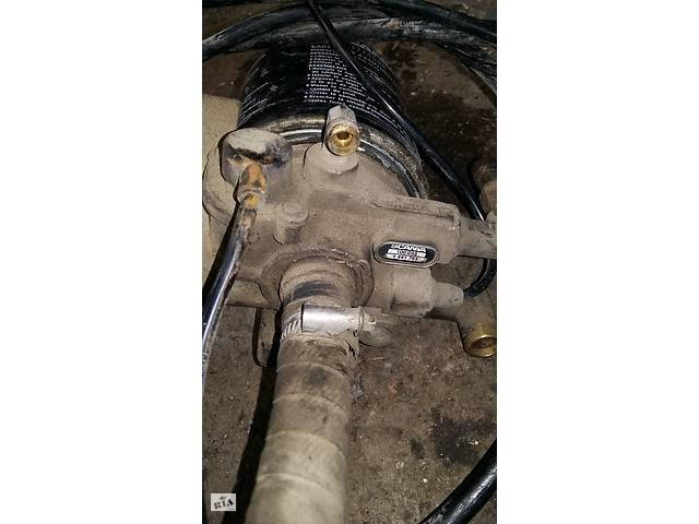 Купити Осушувач повітря в зборі 1441751 Scania (Сканія) Scania 144 ...