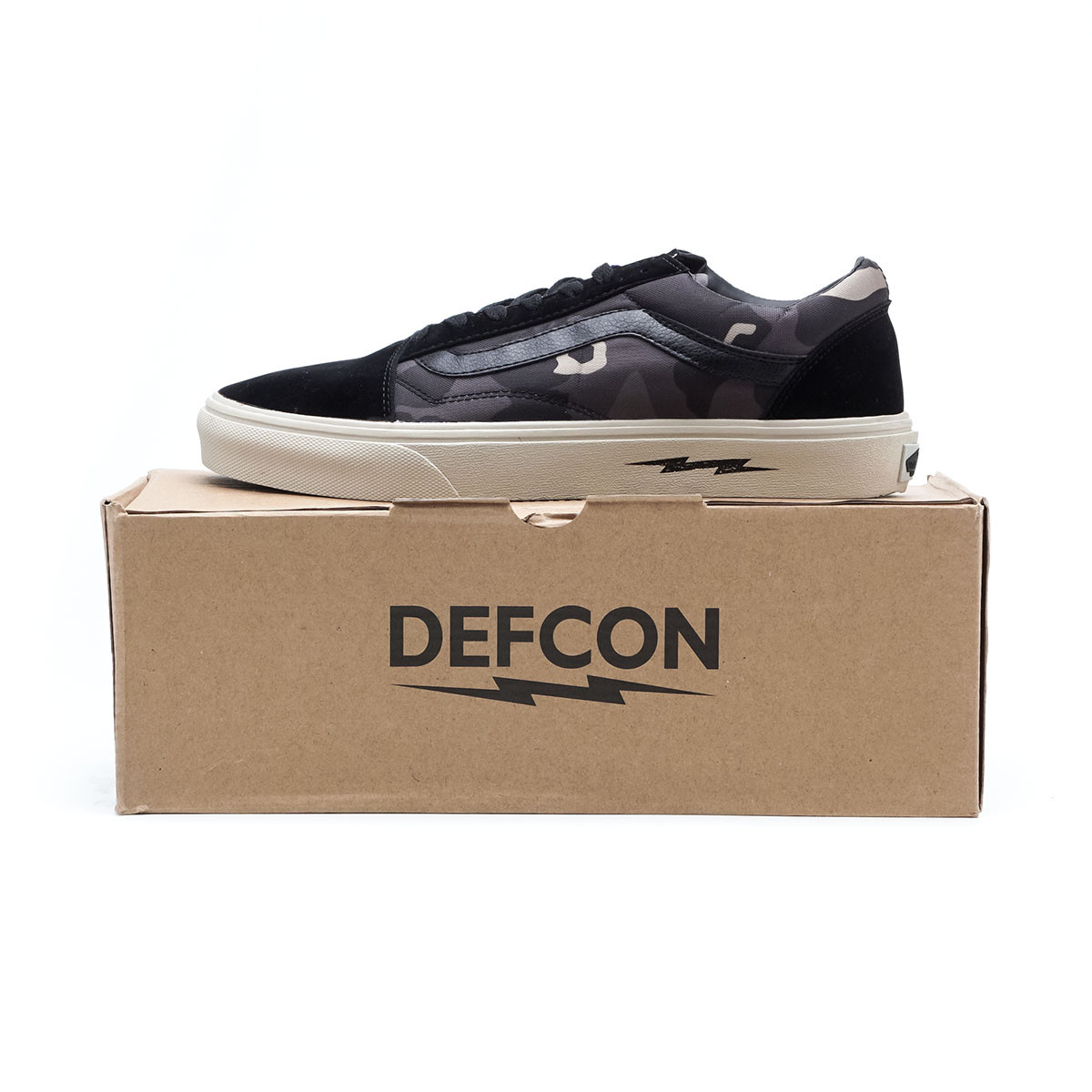 Кеды Vans Old Skool Defcon (37 размер): продажа, цена в Харькове ...