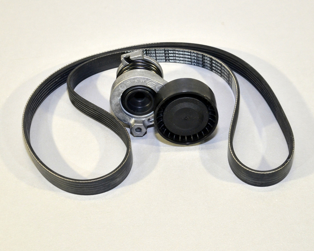 Комплект натяжитель + ремень генератора на Renault Duster I 11->17 1 ...