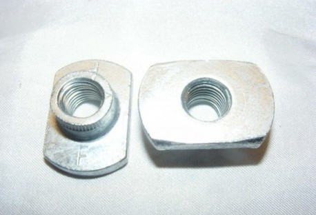 Гайка M12 X 1.5 mm болта крепления подрамника (передней балки) GM ...