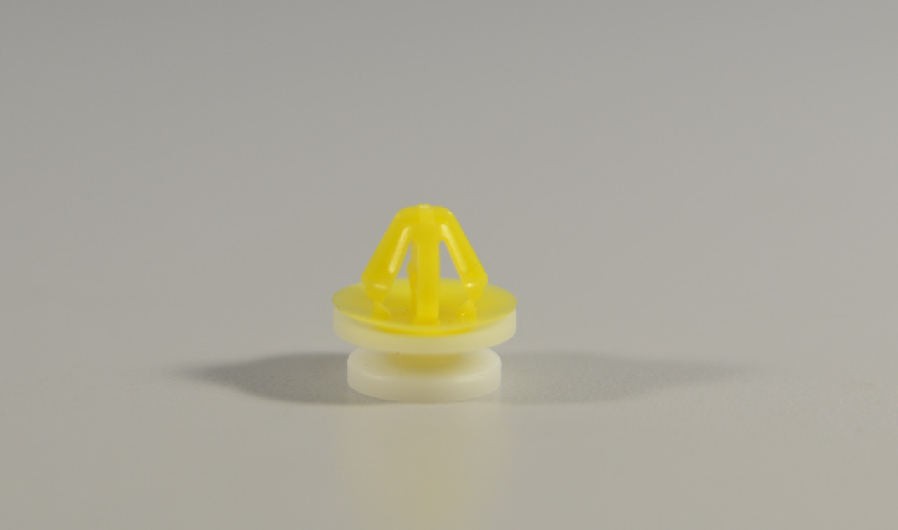 Клипса крепления обшивки на enault Master II 1998->2010 - Renault ...