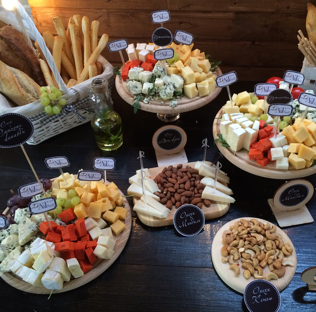 CHEESE BAR НА ПРАЗДНИК : продажа, цена в Киеве. Товары, общее от "SWEET ...