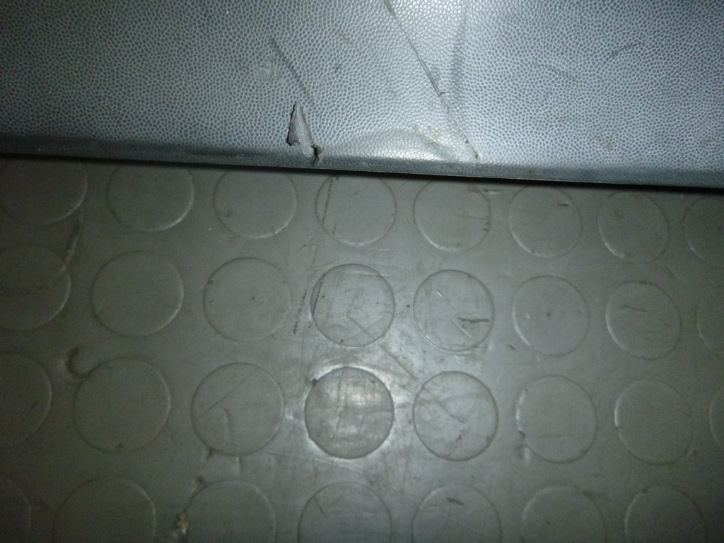 Купити Молдинг кришки багажника (Універсал) OPEL ZAFIRA A 1999-2005 ...