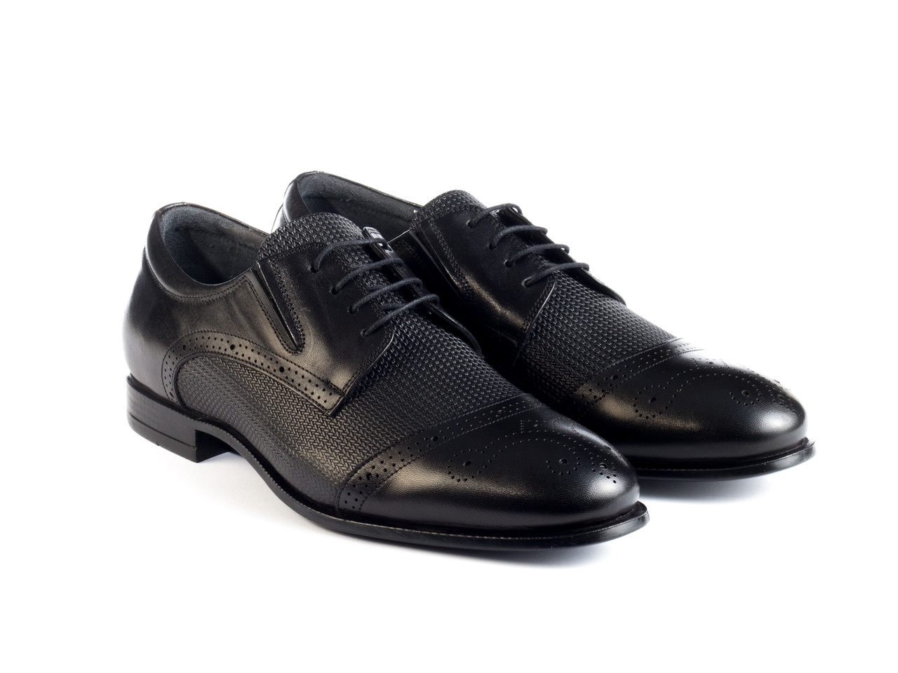 Заказывайте Туфлі Etor 15007-353-1 чорний по самым выгодным ценам 777716695