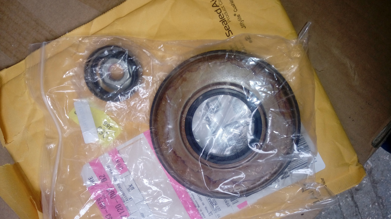 Сальники (прокладки) дифференциала заднего моста, к-т 2шт GM 0664217 ...