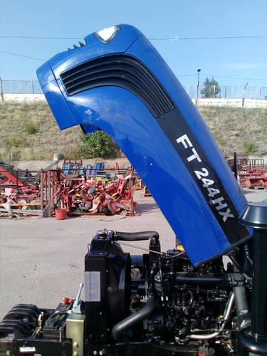 Купить Трактор Foton LOVOL FT-244 HRX (24 л.с.; 4х4; гидроусилитель руля), цена 284620 грн ...