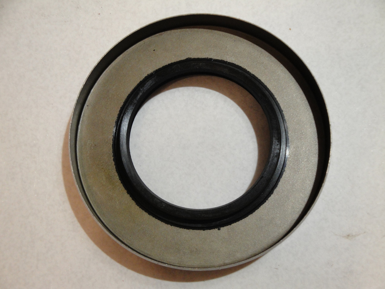 Сальник хвостовика редуктора ISUZU БОГДАН А091/А092 (1096254840 ...