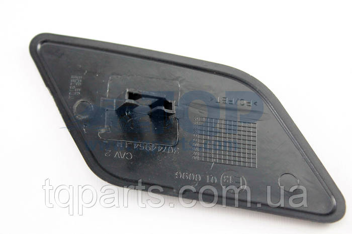 Купить Крышка форсунки лев., Накладка форсунки бампера 39886377, Volvo ...