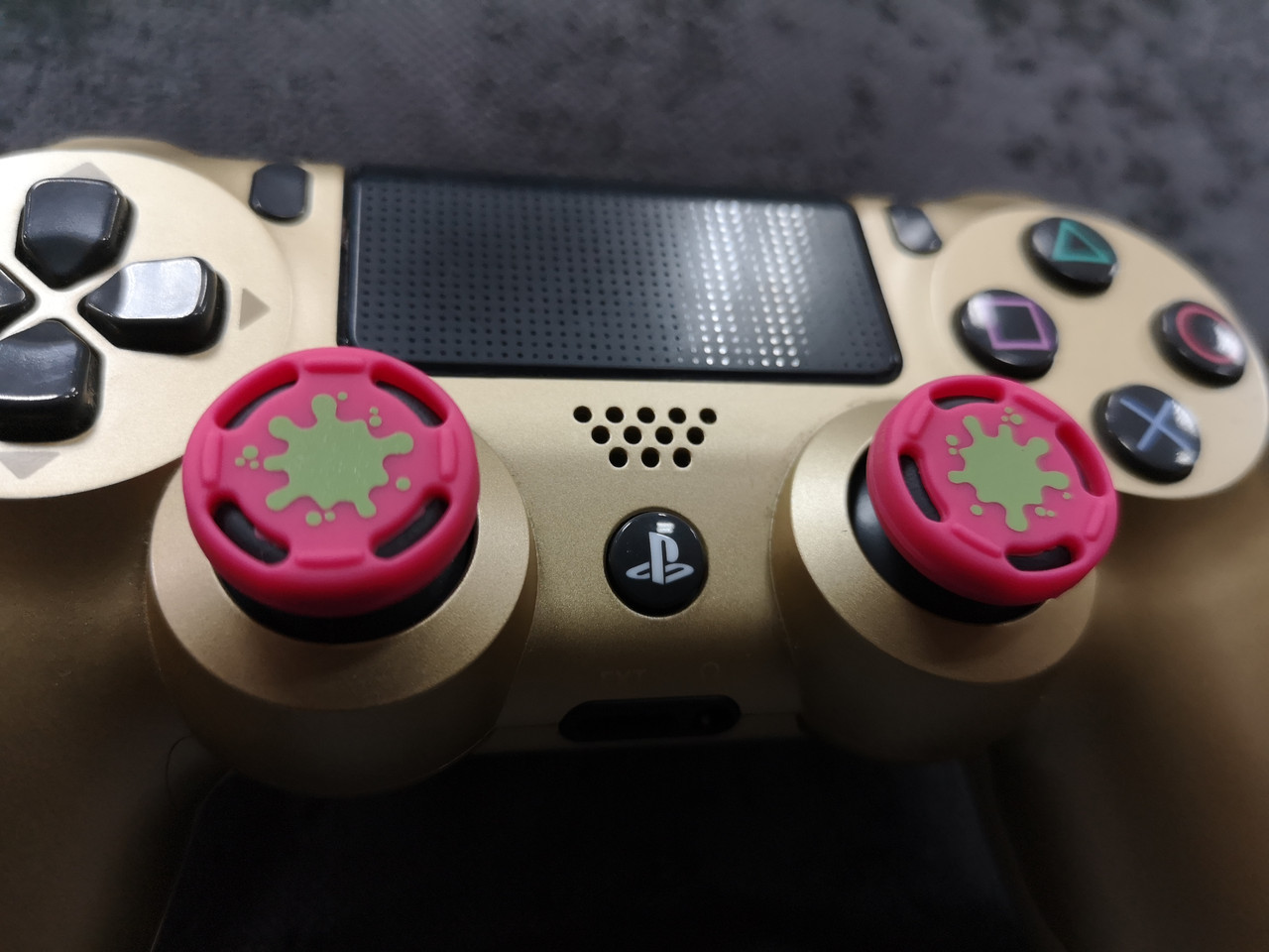 Купити Силіконові Накладки Fun V12 на стіки Game Teh X для PS4 ...