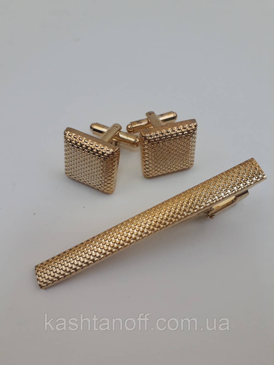 Набор для мужчин. Запонки и зажим для галстука. 026 купить недорого от ...