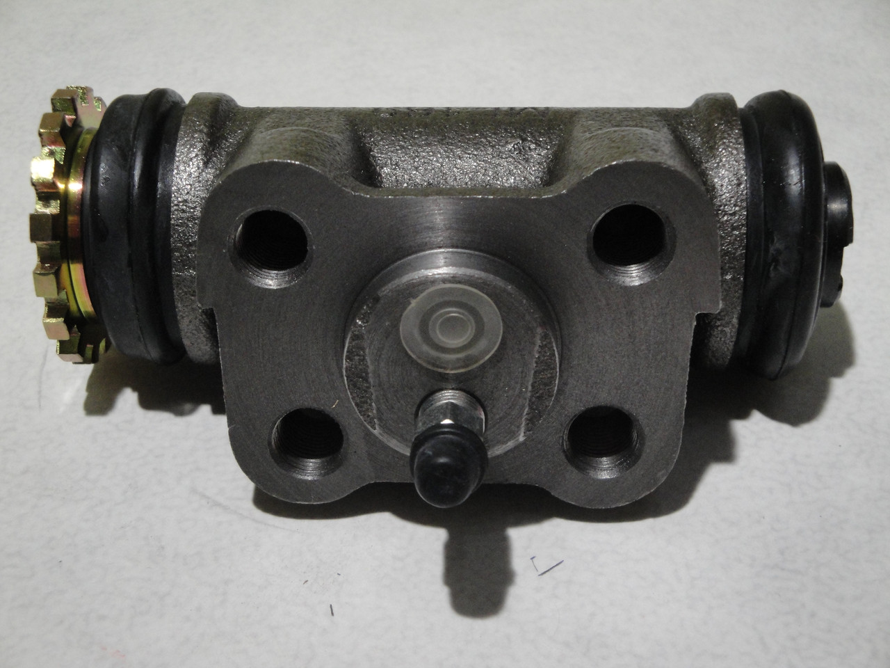 Цилиндр тормoзной заднего моста RL MITSUBISHI CANTER FUSO 659/859 ...