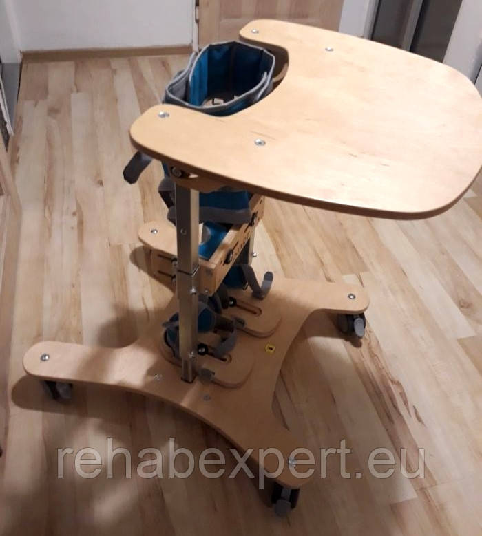 Б/У Статический вертикализатор AkcesMed SMART Stander Size 1a ...