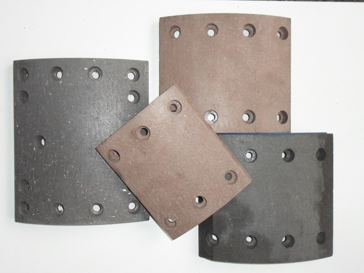 Гальмівна накладка гальмівна колодка HOWO AZ9231342018 WG9100440030 ...