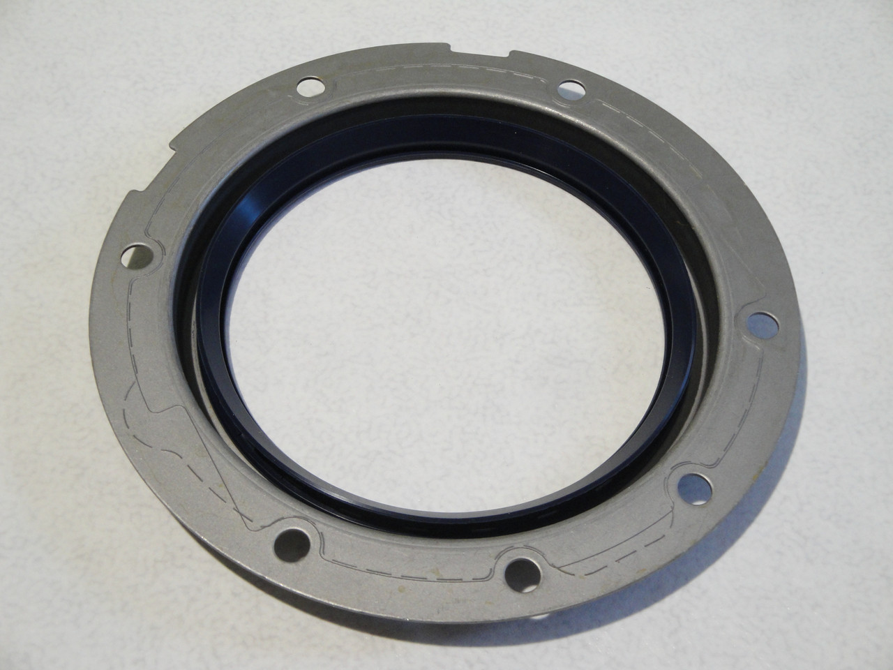 Сальник коленвала двигателя задний MITSUBISHI CANTER FUSO 659/859 ...