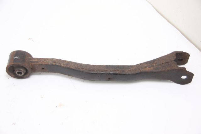 Купить Рычаг задней подвески продольный нижний правый Mitsubishi Pajero ...