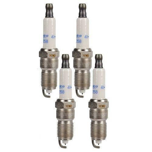 Купить Свеча зажигания иридиевая GM 12620540 A20NHT A20NFT OPEL ...