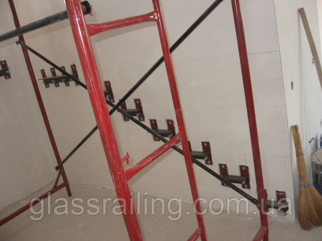 Консольная лестница со стеклянными ступенями Новости компании «glassrailing