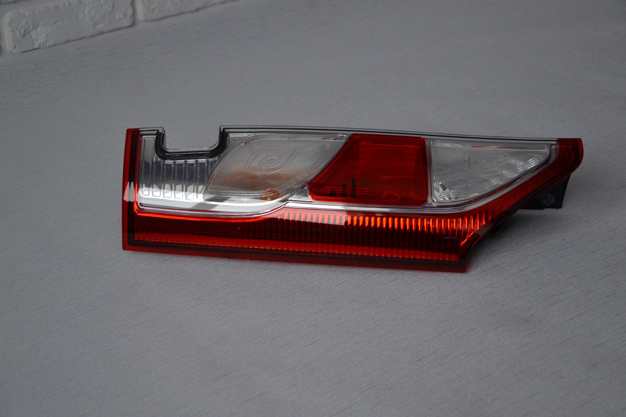 Фонарь задний левый распашонка с 2013 Renault Kangoo(Original ...