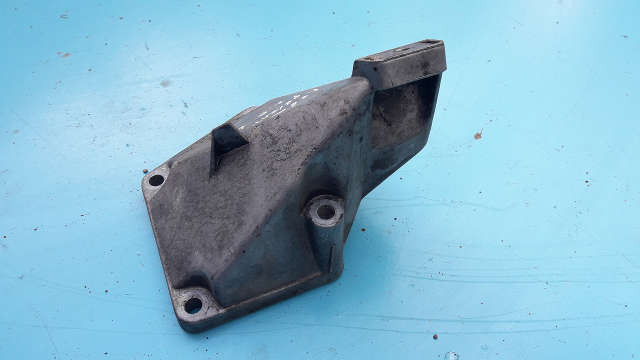 Купити Кронштейн двигуна лівий ауді а4 б5 а6 с5 пасат 2.5 тді audi a4 ...