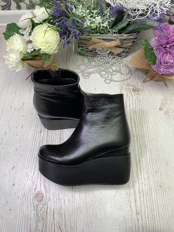 Ботинки на танкетке деми (ID#869896875), цена: 1990 ₴, купить на Prom.ua