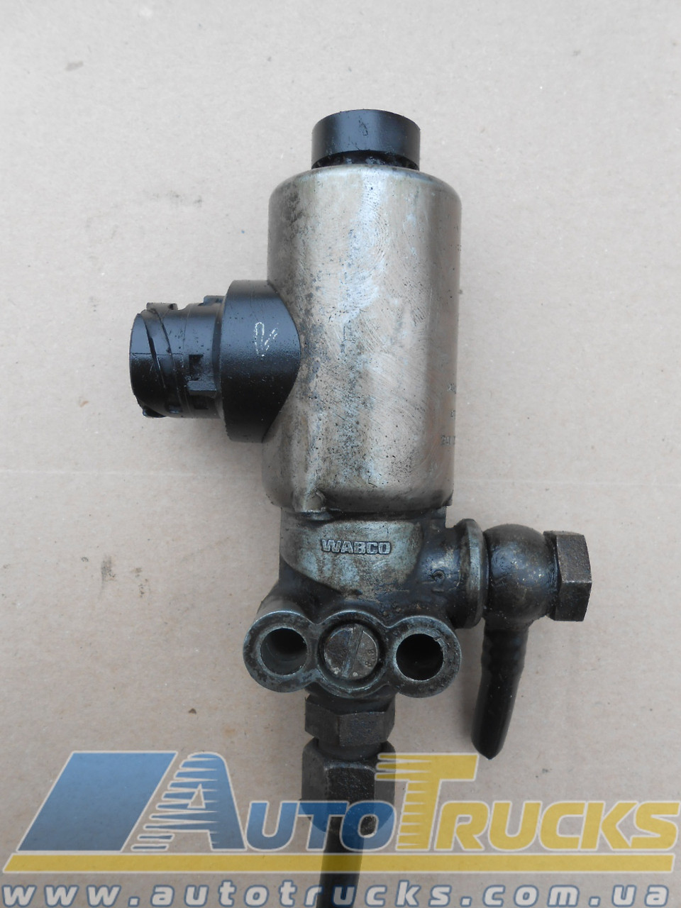 Купить Кран, електромагнитный клапан, соленоид Б/у для DAF (1315507 ...