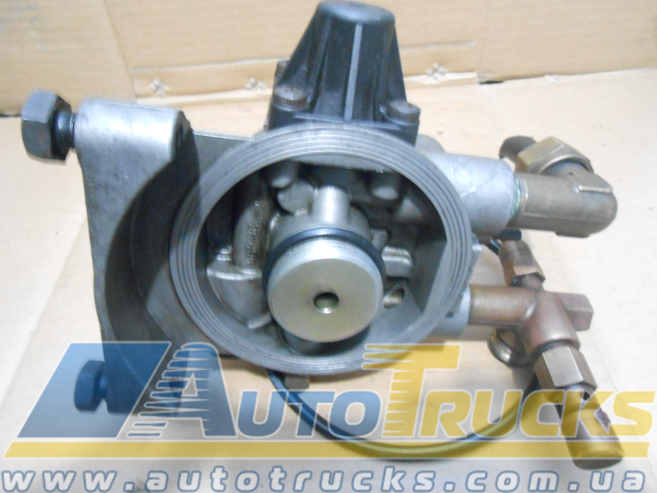 Купить Кран влагоделителя Б/у для Scania (1369763; 1441751; 4324100100 ...