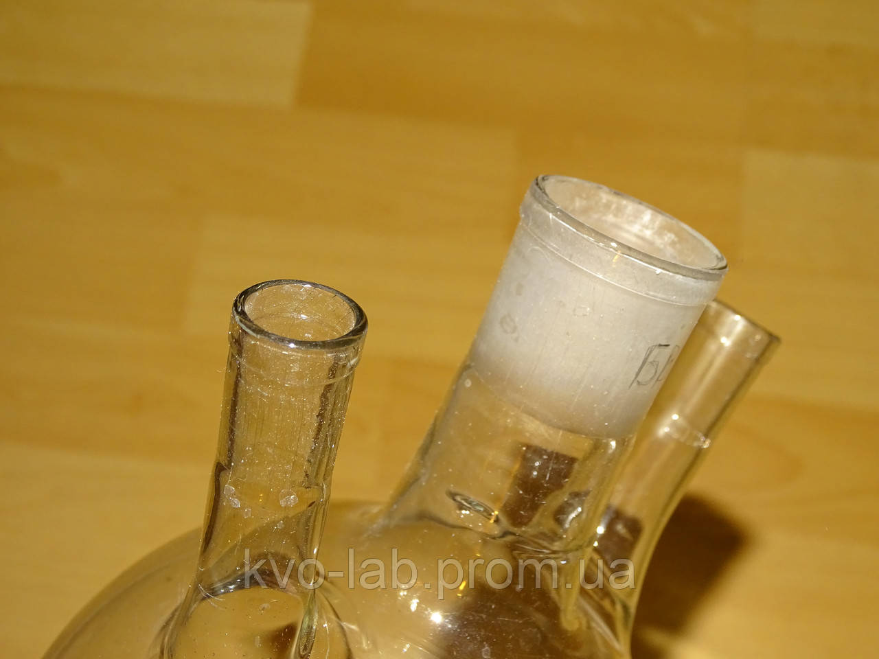 Колба круглодонная трехгорлая КГУ-3-1000-14/23-29/32-14/23 уценка ...