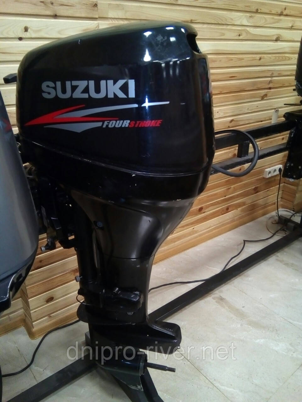 Лодочный мотор Suzuki DF25 L: продажа, цена в Киеве. Лодочные моторы от ...
