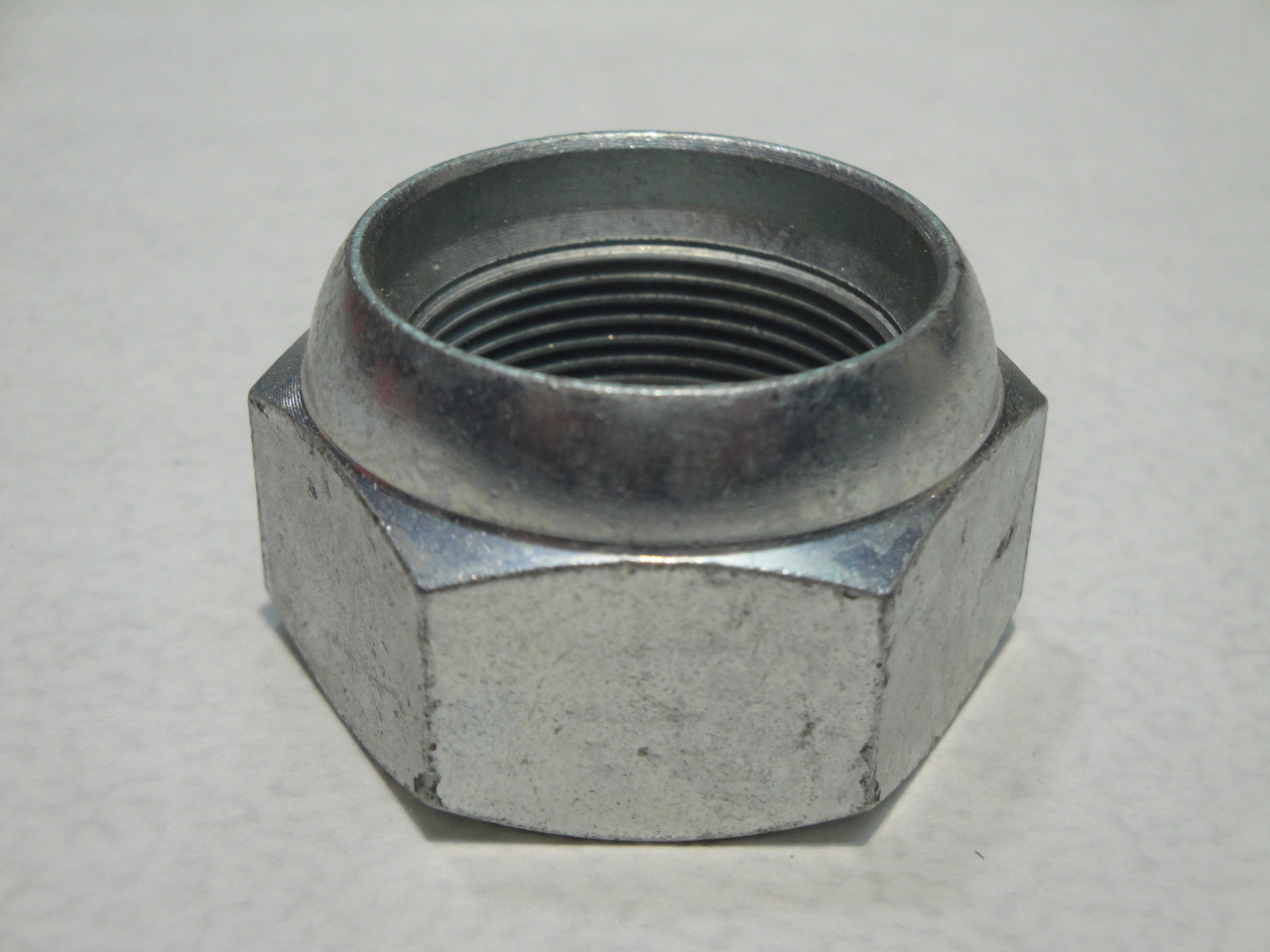 Гайка колесная задняя левая MITSUBISHI CANTER FUSO 449/659/859 ...