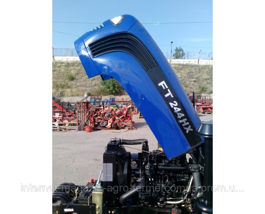 Купити Трактор Foton Lovol FT244HRX (3 цил., ГУР, КПП (4x2)+(4x2), колеса 6.50х16/11,2х24 ...