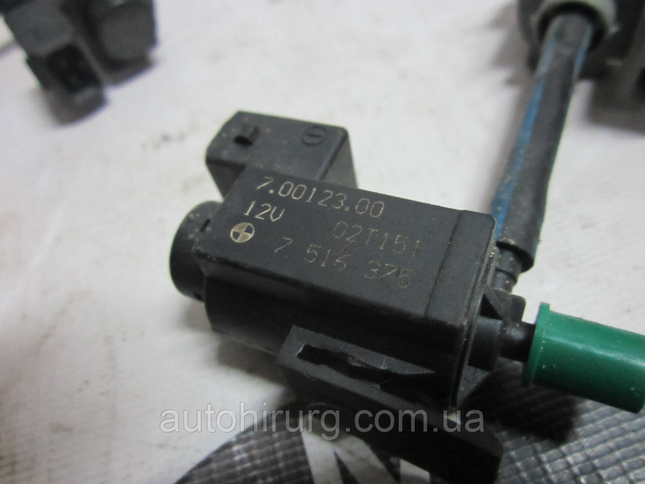 Вакуумный клапан BMW e65/e66 (7516375) б/у купить в Украине, цены на ...