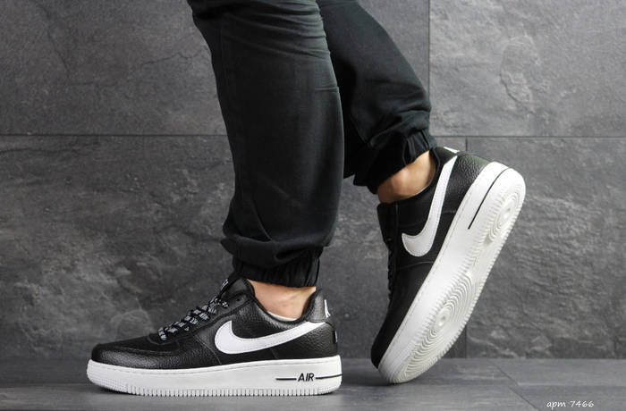 Кроссовки мужские Nike Air Force AF 1,черно-белые, цена 962 грн — Prom ...