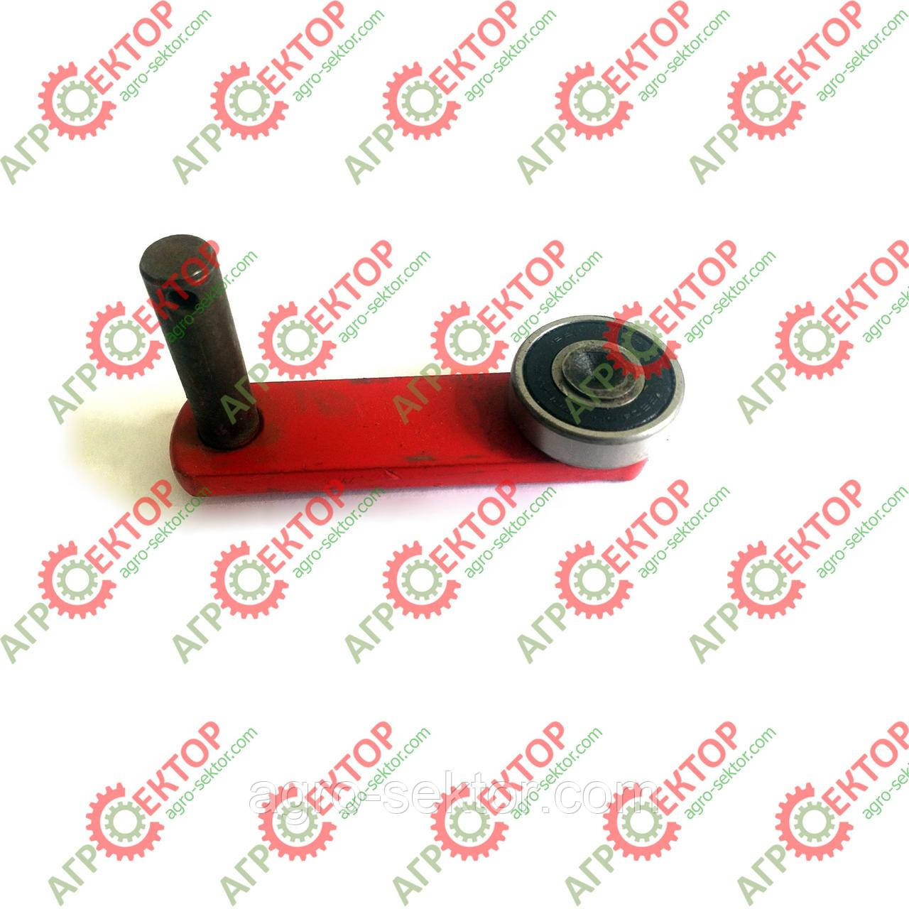 Рычаг механизма включения узловязателя пресс-подборщика Famarol 8245 ...